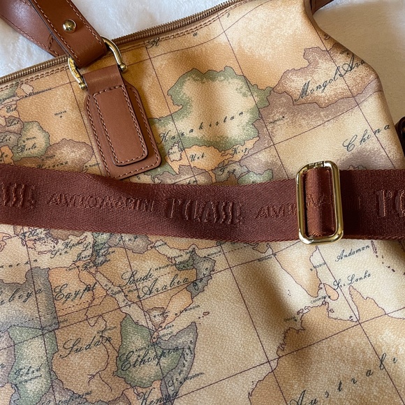 Alviero Martini | Bags | New Alviero Martini Prima Classe Geo Map ...